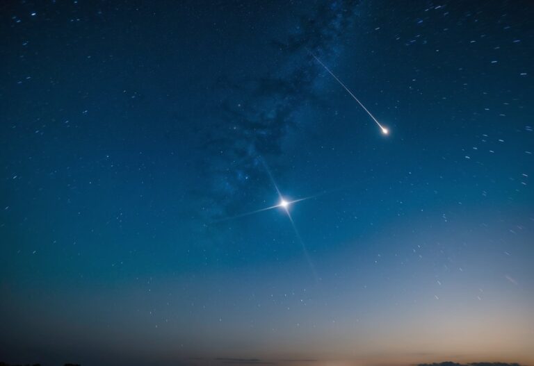 Shooting Star Spiritual Meaning: [Significance and Symbolism]